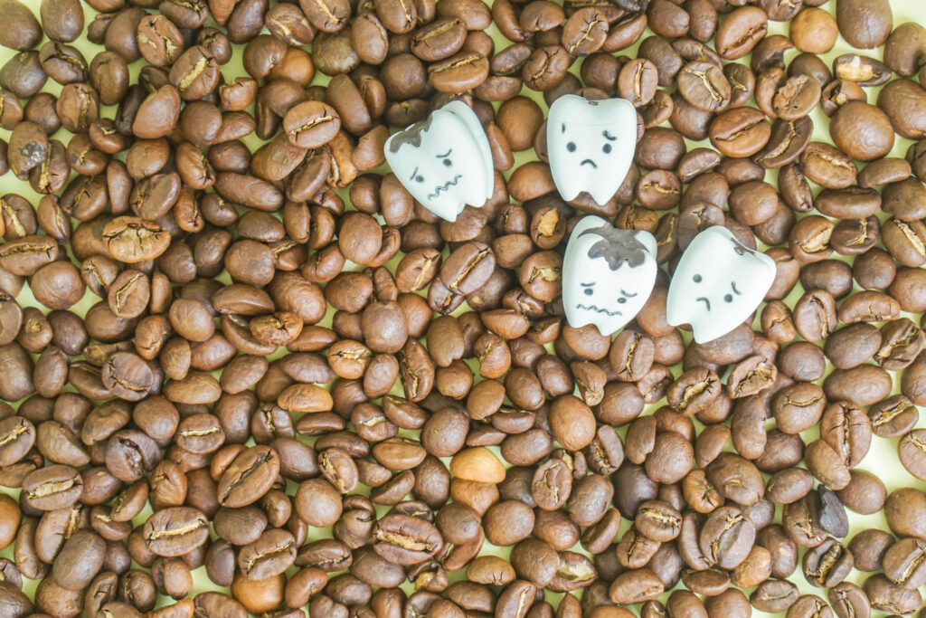 Do You Know Why Coffee Stains Your Teeth? Get the Facts and Learn How ...